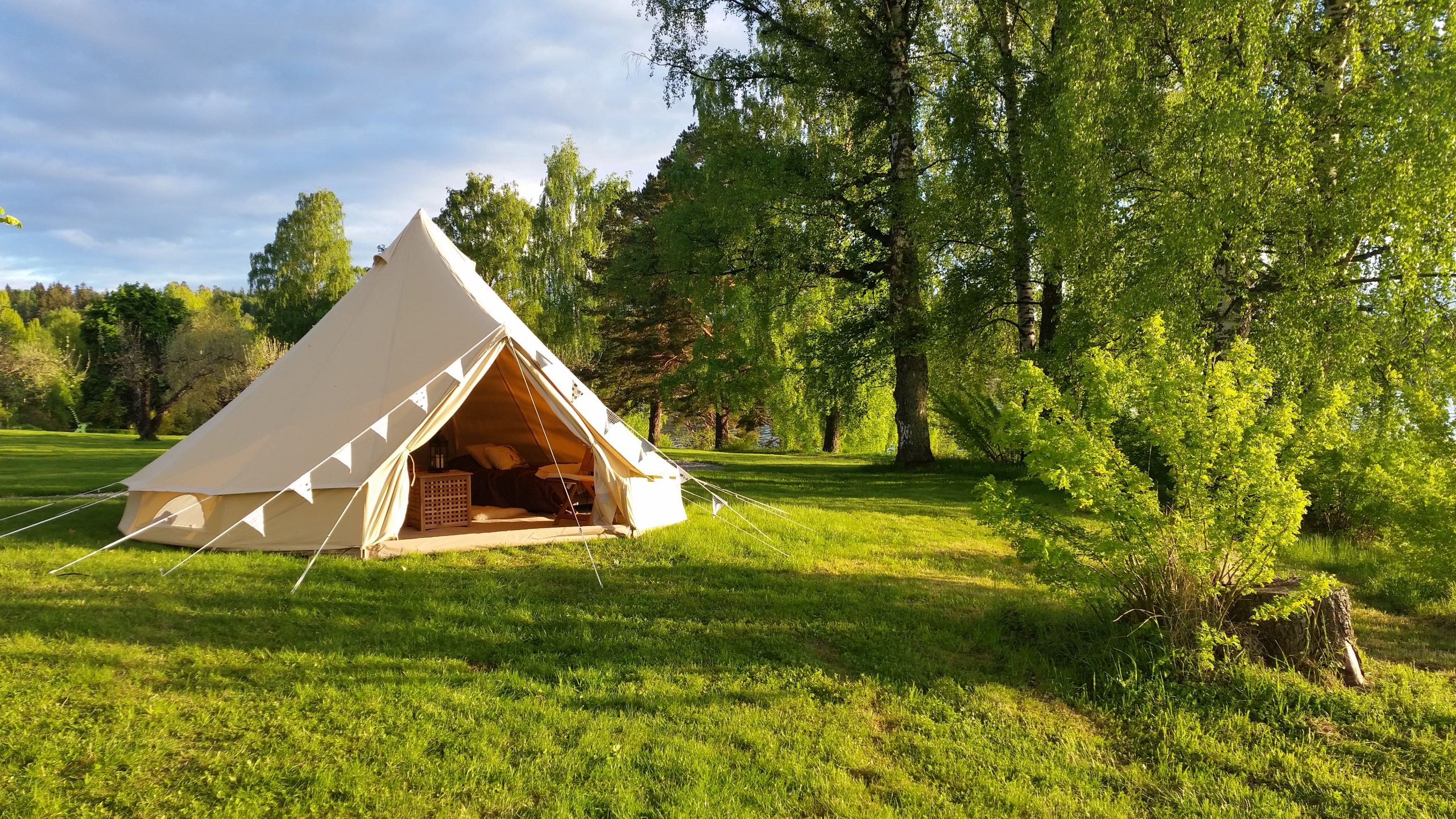 Glamping i Danmark | 10+ steder at tage på glamping i Danmark